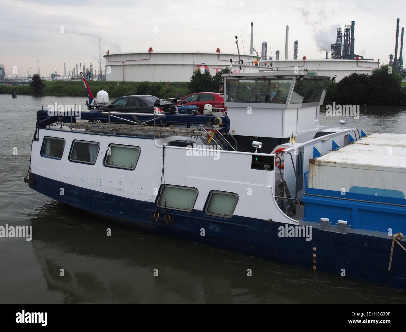 The *Smart Barge* (ENI 02330036) is seen here docked at the Port of ...