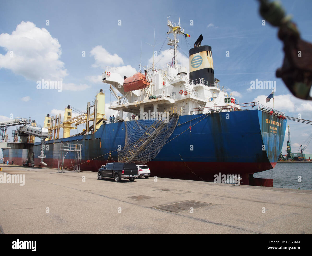 Sea Harmony (ship, 2005) IMO 9339791, Port of Antwerp pic1 Stock Photo ...