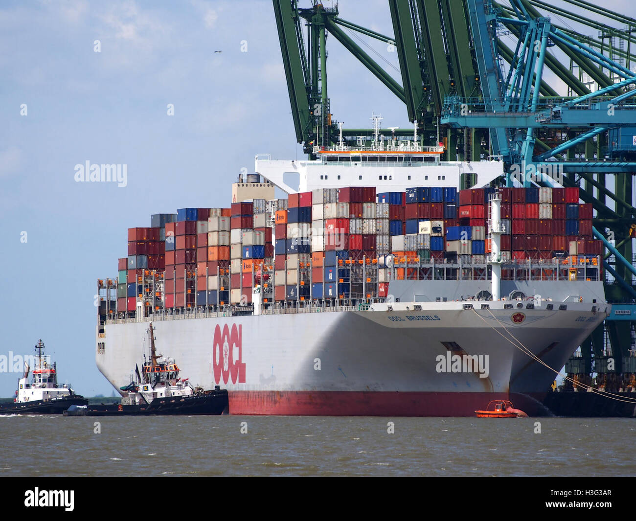 The OOCL Brussels (IMO 9622590) is a large container vessel operating ...