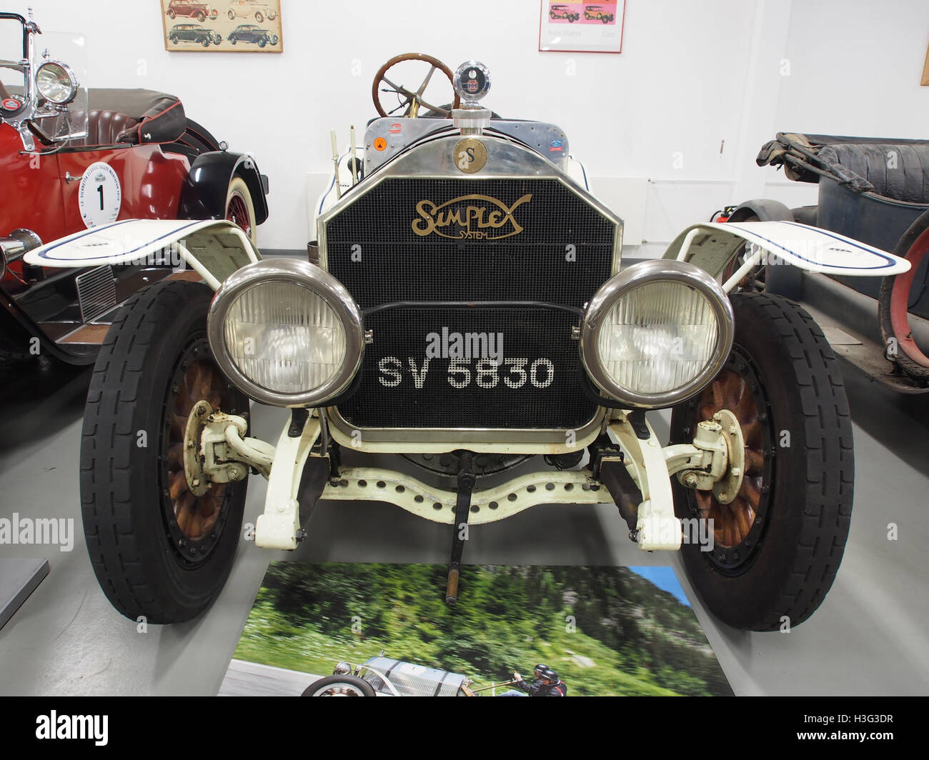The 1914 Simplex La France 6-cylinder car is a luxury automobile from ...