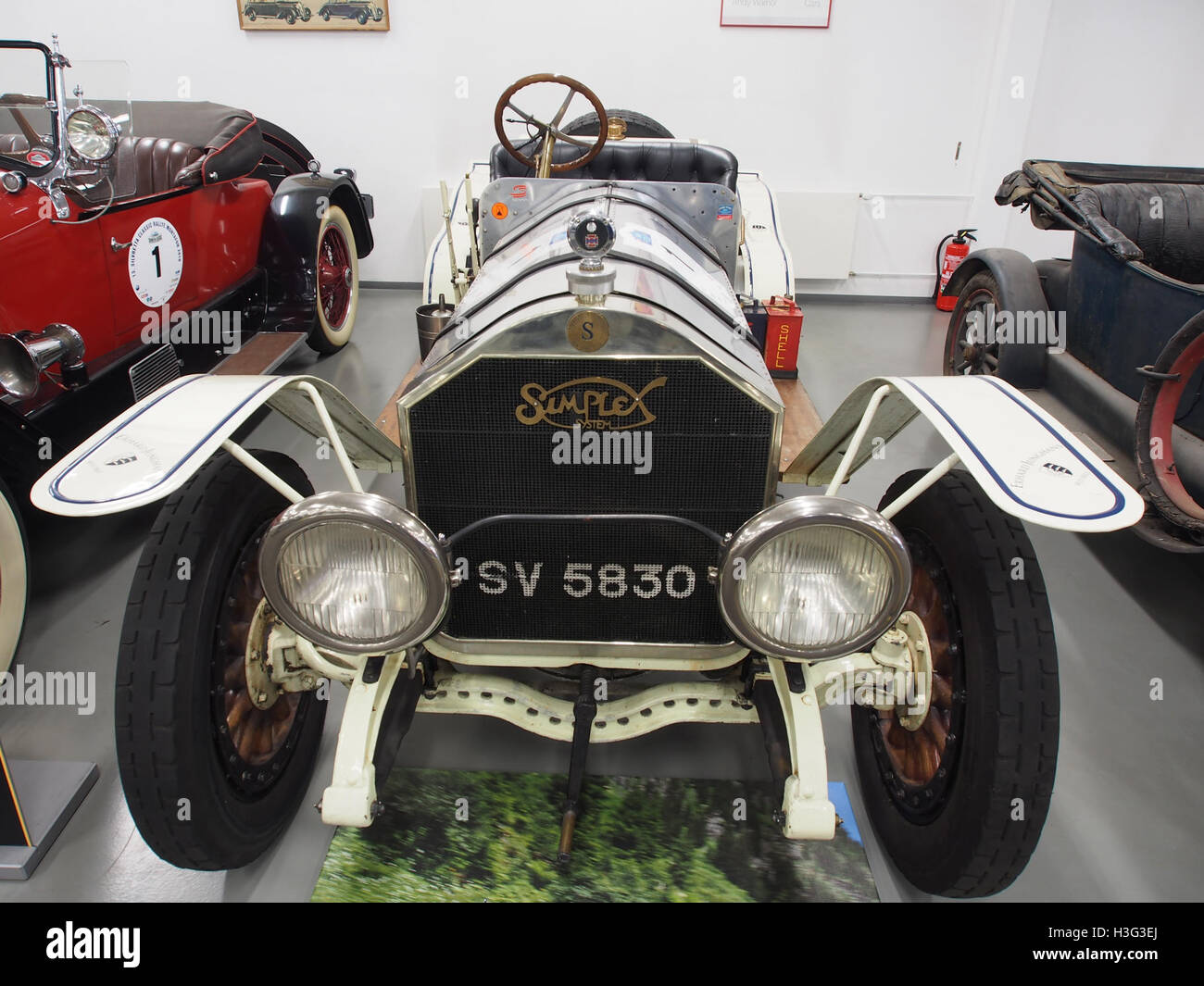 This image showcases the 1914 Simplex La France, a luxury automobile ...
