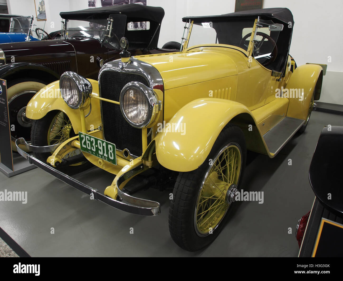 The 1922 Mercer Series 5 Raceabout is a vintage American automobile ...