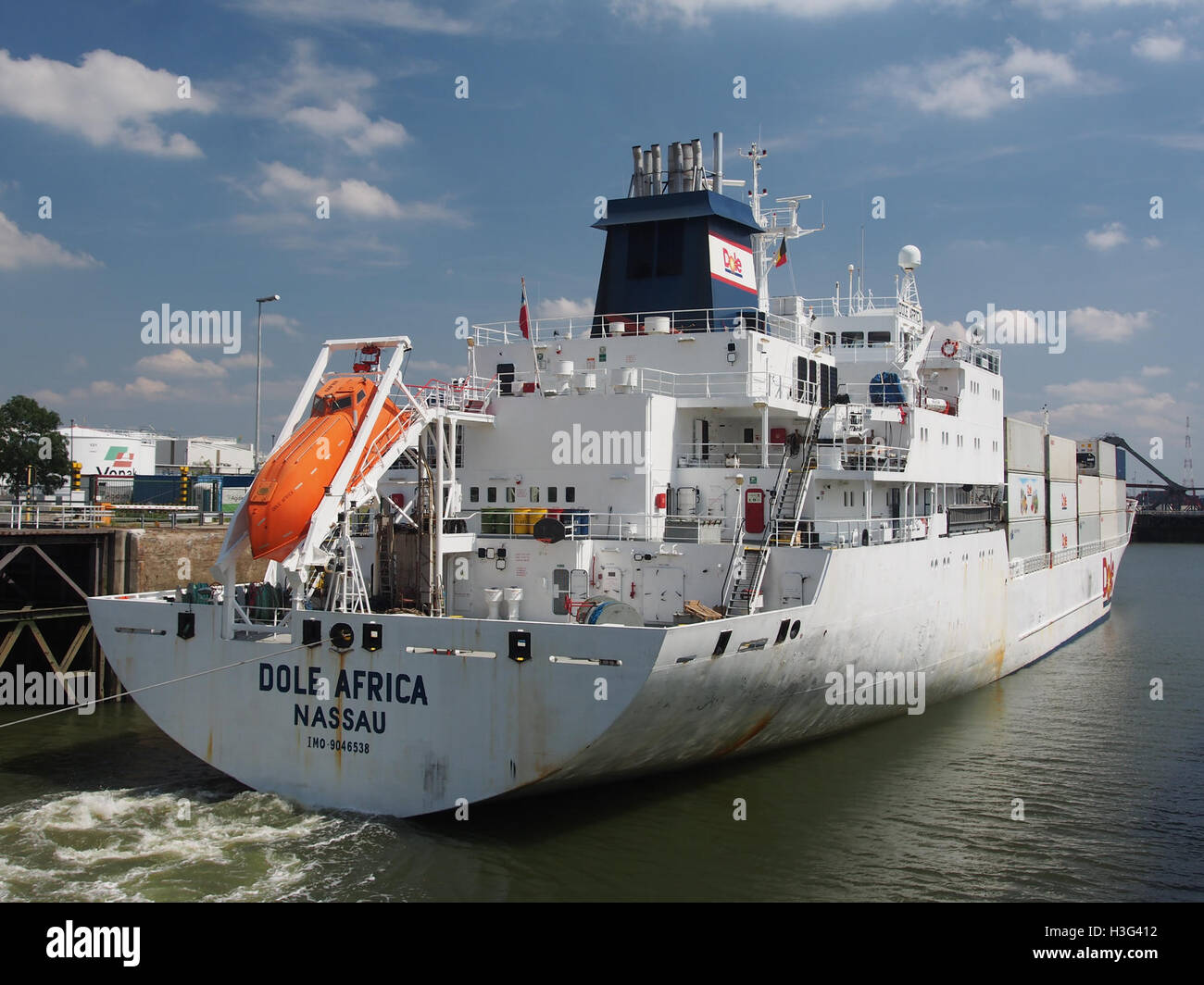 The Dole Africa, a 1995-built container ship, docked at the Port of ...