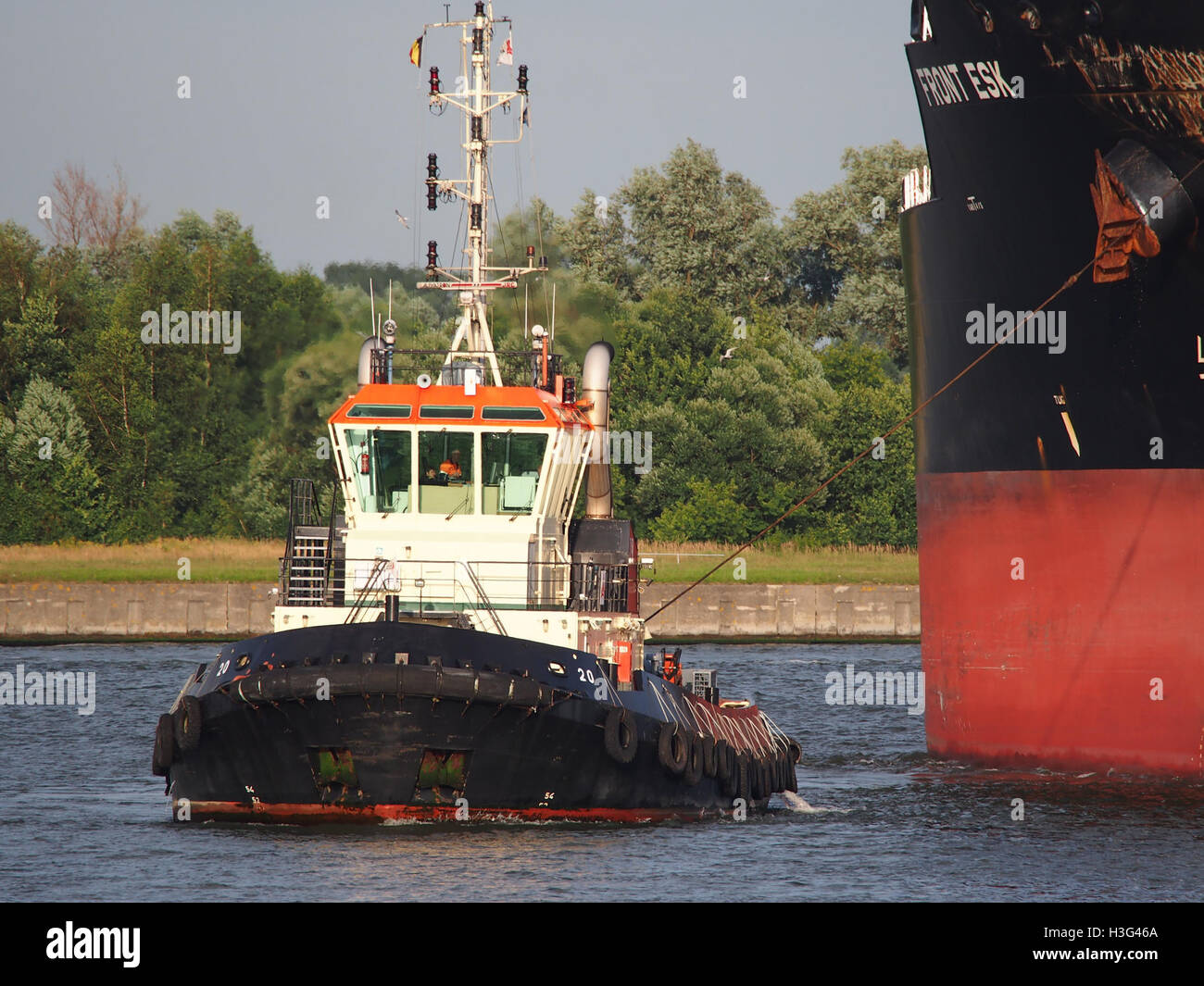 20, a 2002-built tugboat with IMO 9247326, operating at the Port of ...