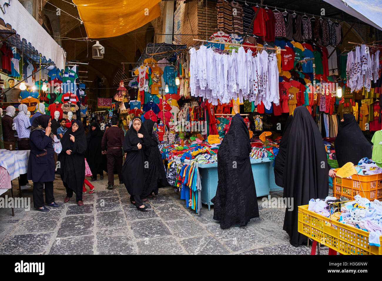 Bazaar bozorg hi-res stock photography and images - Alamy