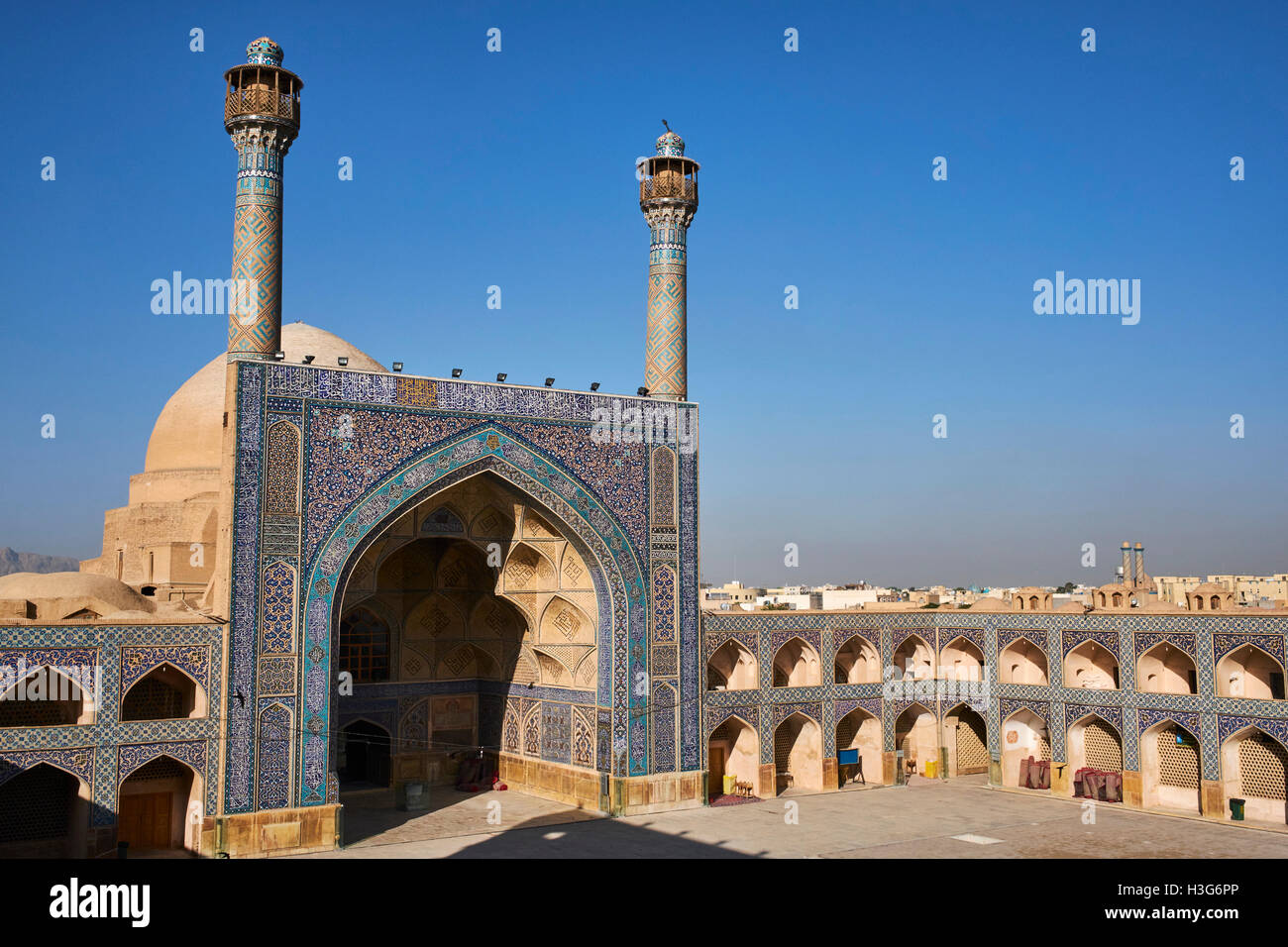 Iran, Isfahan, Friday mosque, world heritage of the UNESCO Stock Photo ...