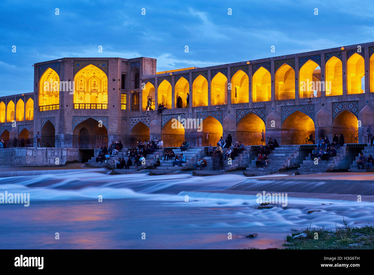 Iran people bridge hi-res stock photography and images - Alamy