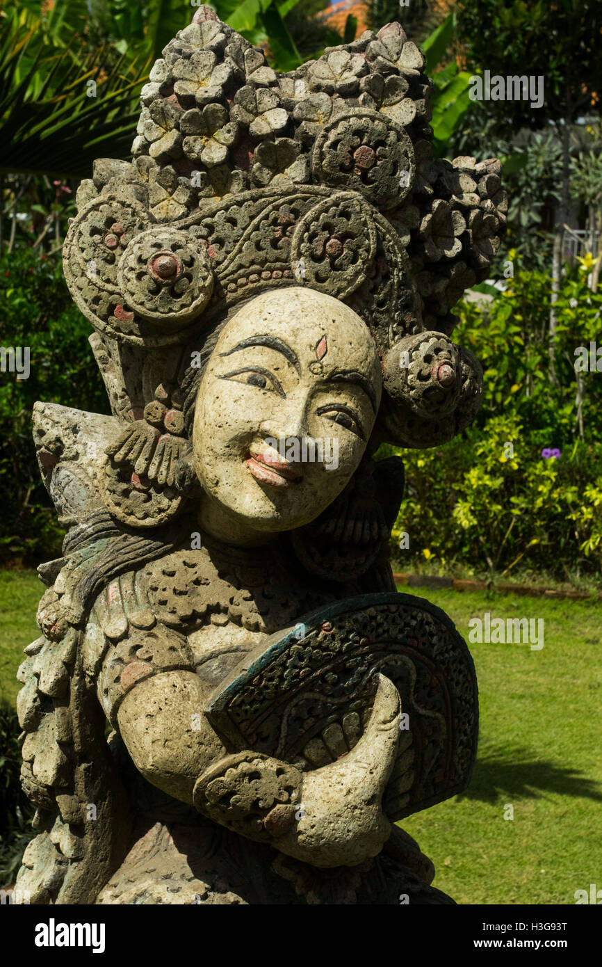 Bali idol sculpture Stock Photo - Alamy