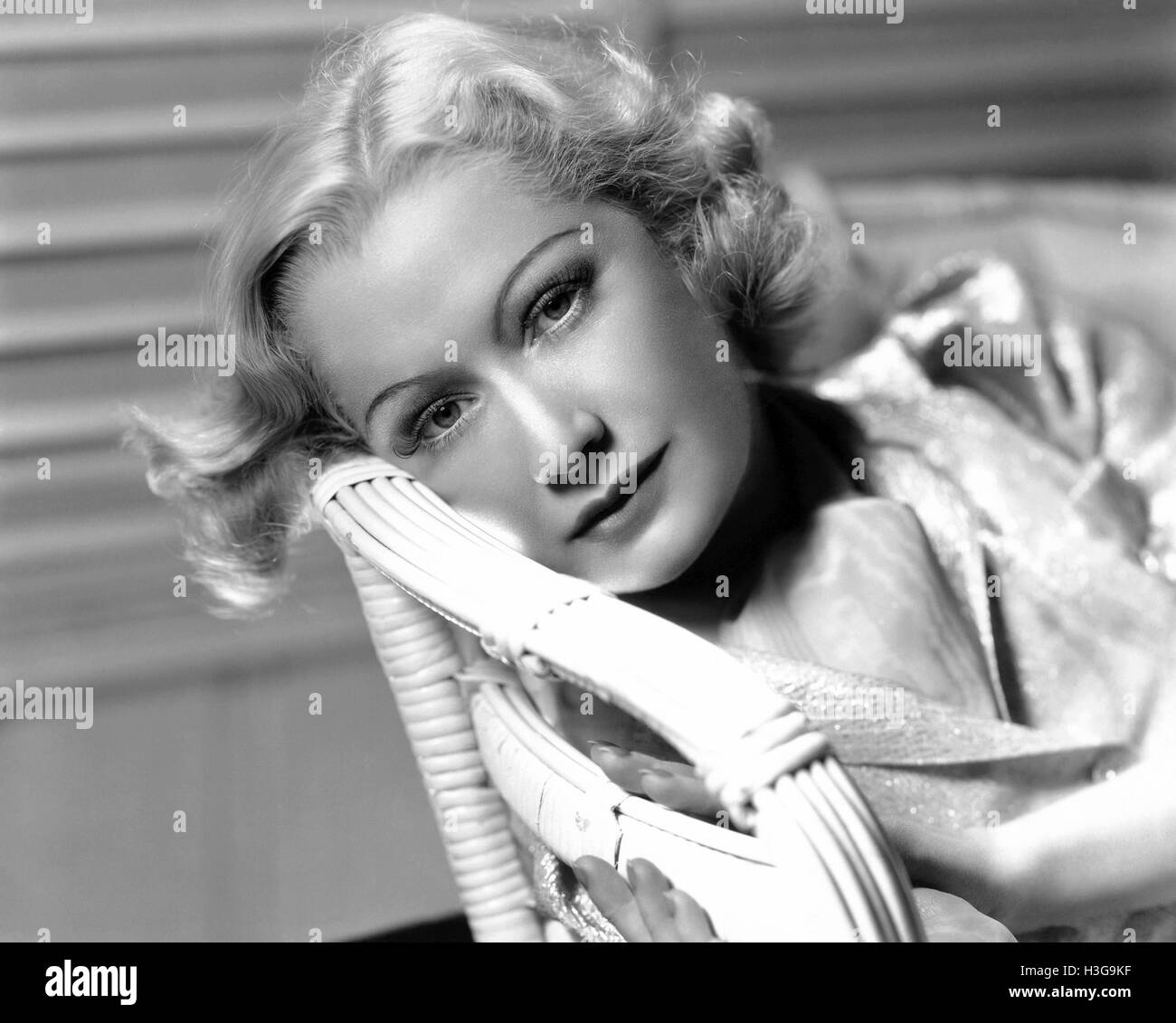Miriam hopkins actress hi-res stock photography and images - Alamy