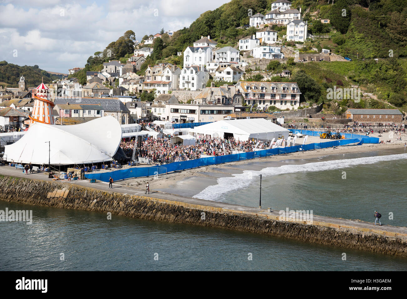 25 September 2016 Looe music festival, Cornwall. Crowds on the beach ...