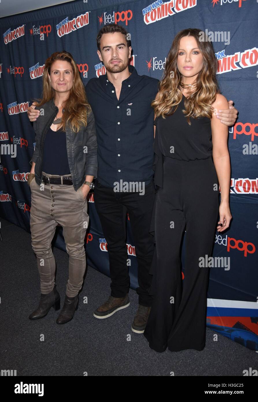New York, NY, USA. 7th Oct, 2016. Anna Foerster, Theo James, Kate ...