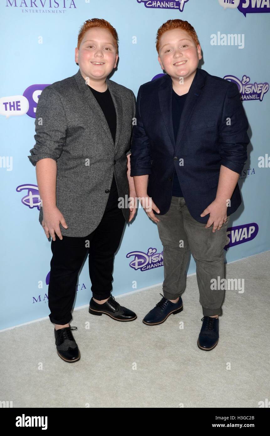 Los Angeles, CA, USA. 5th Oct, 2016. Benjamin Royer, Matthew Royer at arrivals for THE SWAP ...