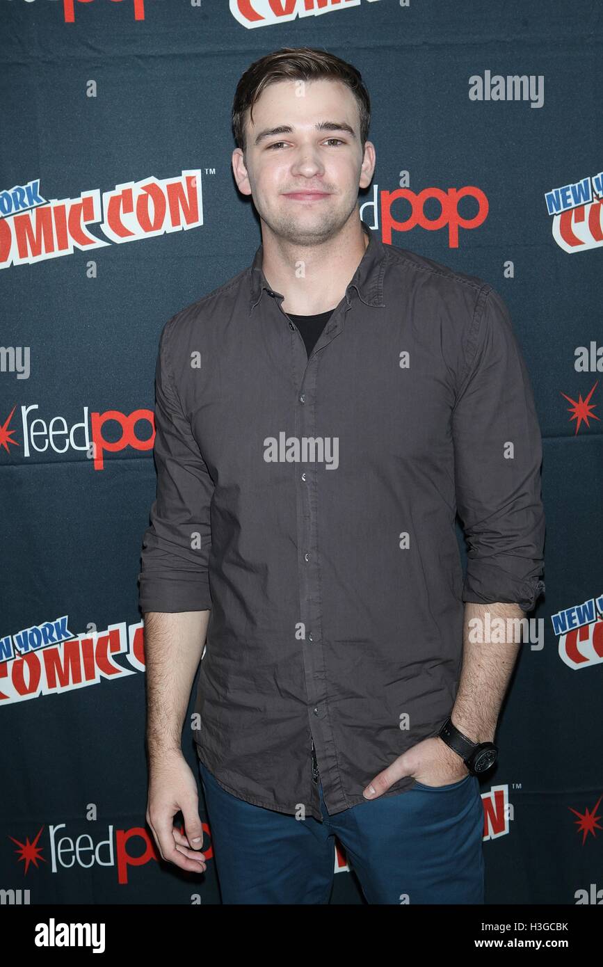 NEW YORK, NY - OCTOBER 7: Burkely Duffield of "Beyond" during the 2016 ...