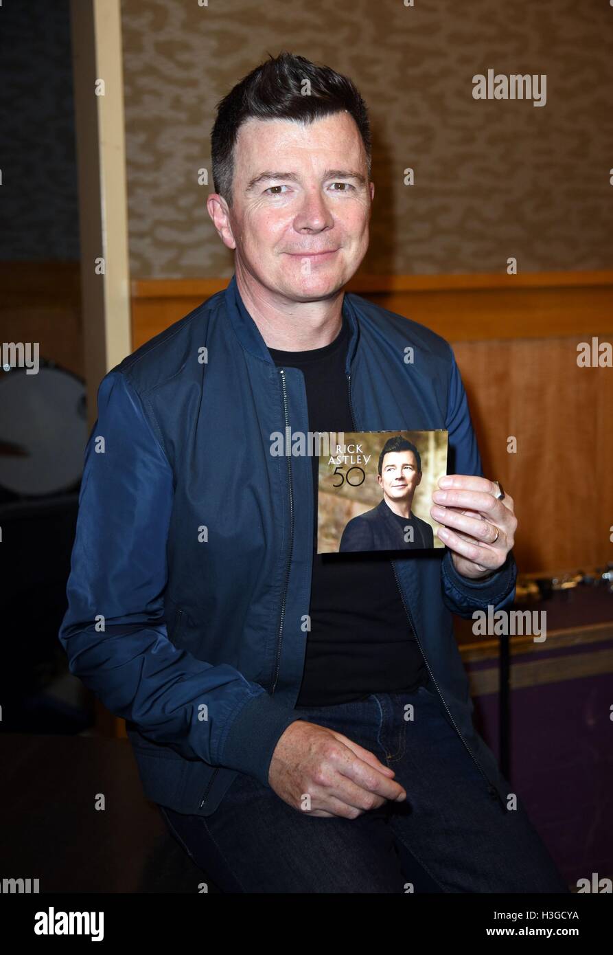 New York, NY, USA. 7th Oct, 2016. Rick Astley at in-store appearance ...