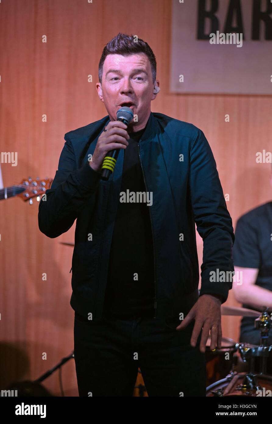 New York, NY, USA. 7th Oct, 2016. Rick Astley at in-store appearance ...