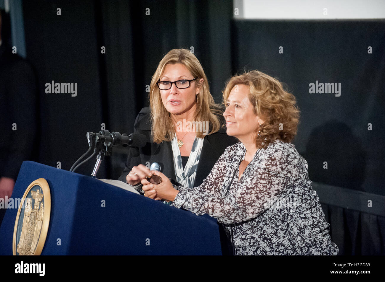 Maria cuomo cole hi-res stock photography and images - Alamy