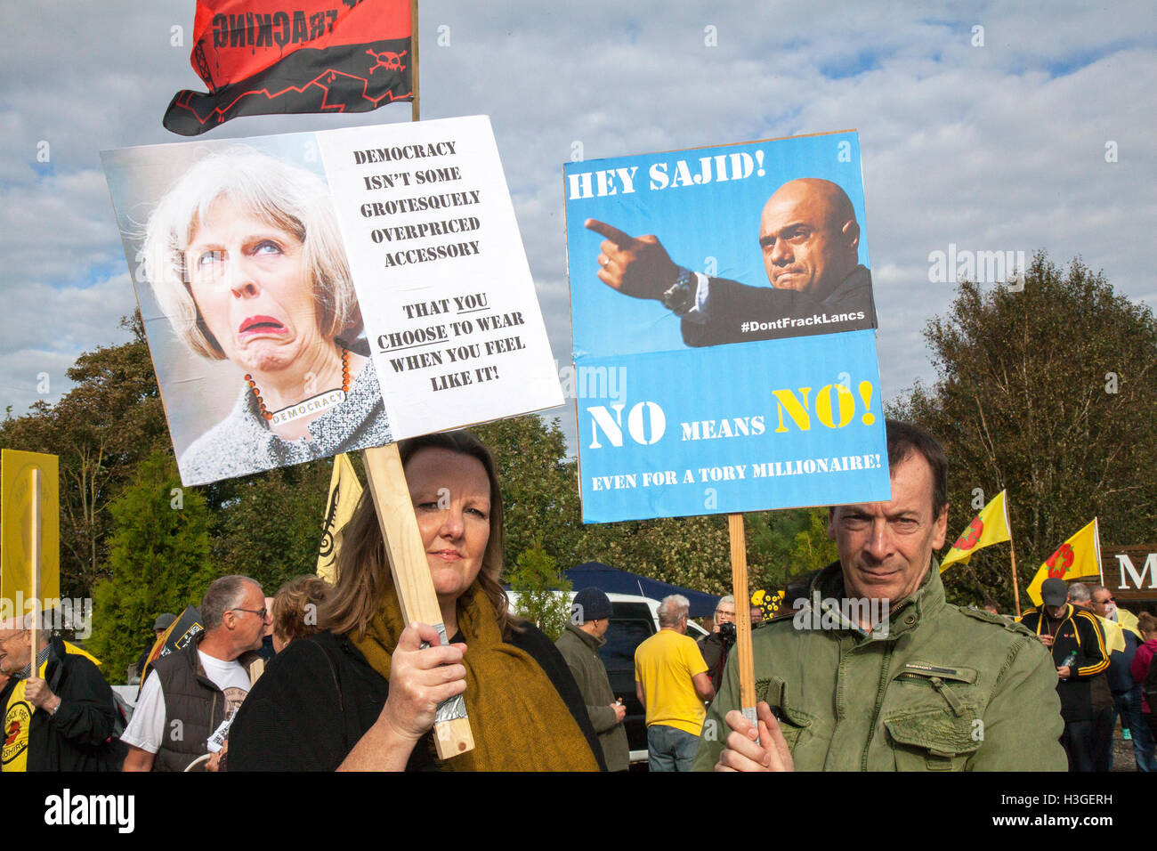 a cuadrilla plumpton frack off anti protest shale gas extraction ...