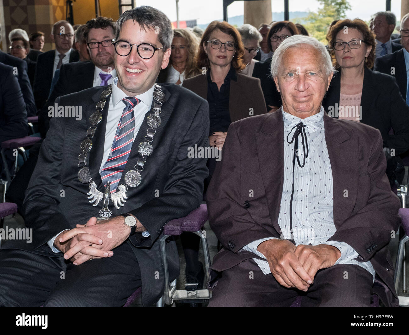 Oliver junk hi-res stock photography and images - Alamy