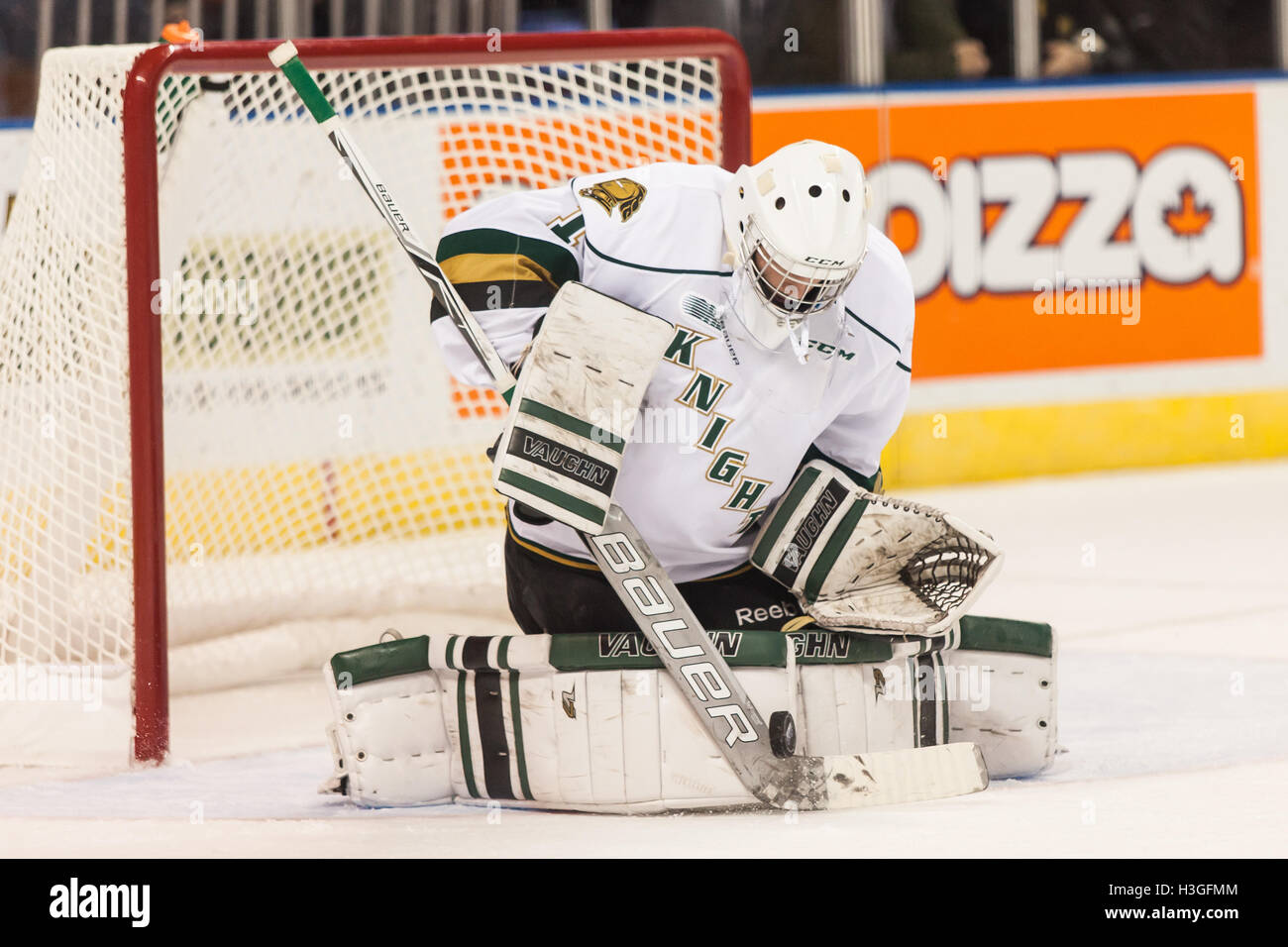 Tyler parsons hi-res stock photography and images - Alamy