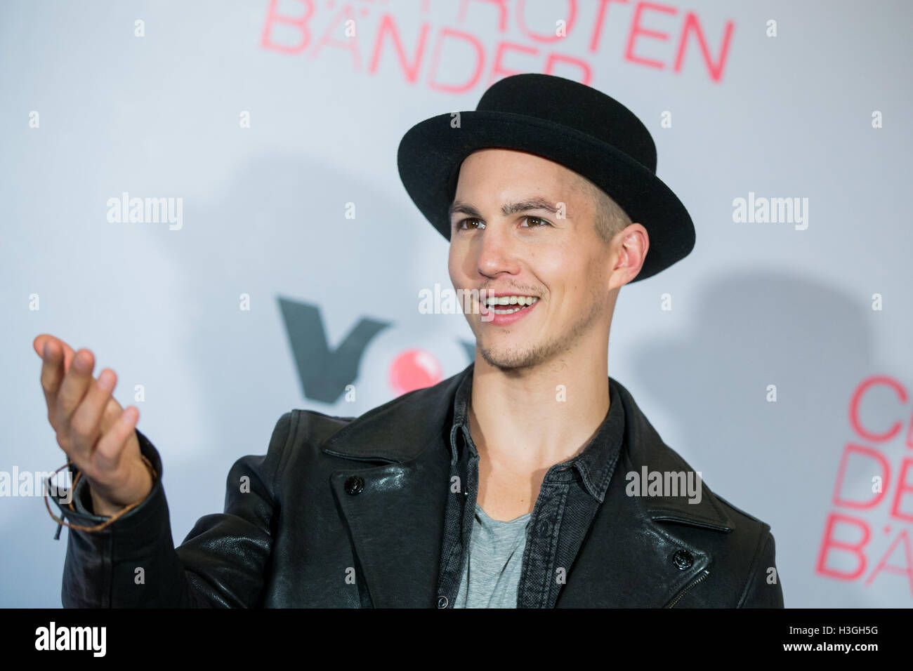 Tim oliver schultz hi-res stock photography and images - Alamy