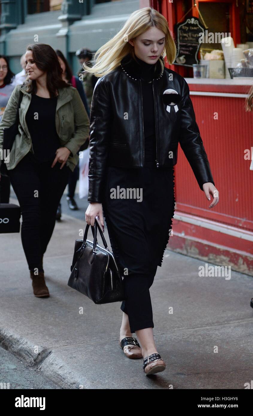 New York, NY, USA. 7th Oct, 2016. Elle Fanning out and about for ...