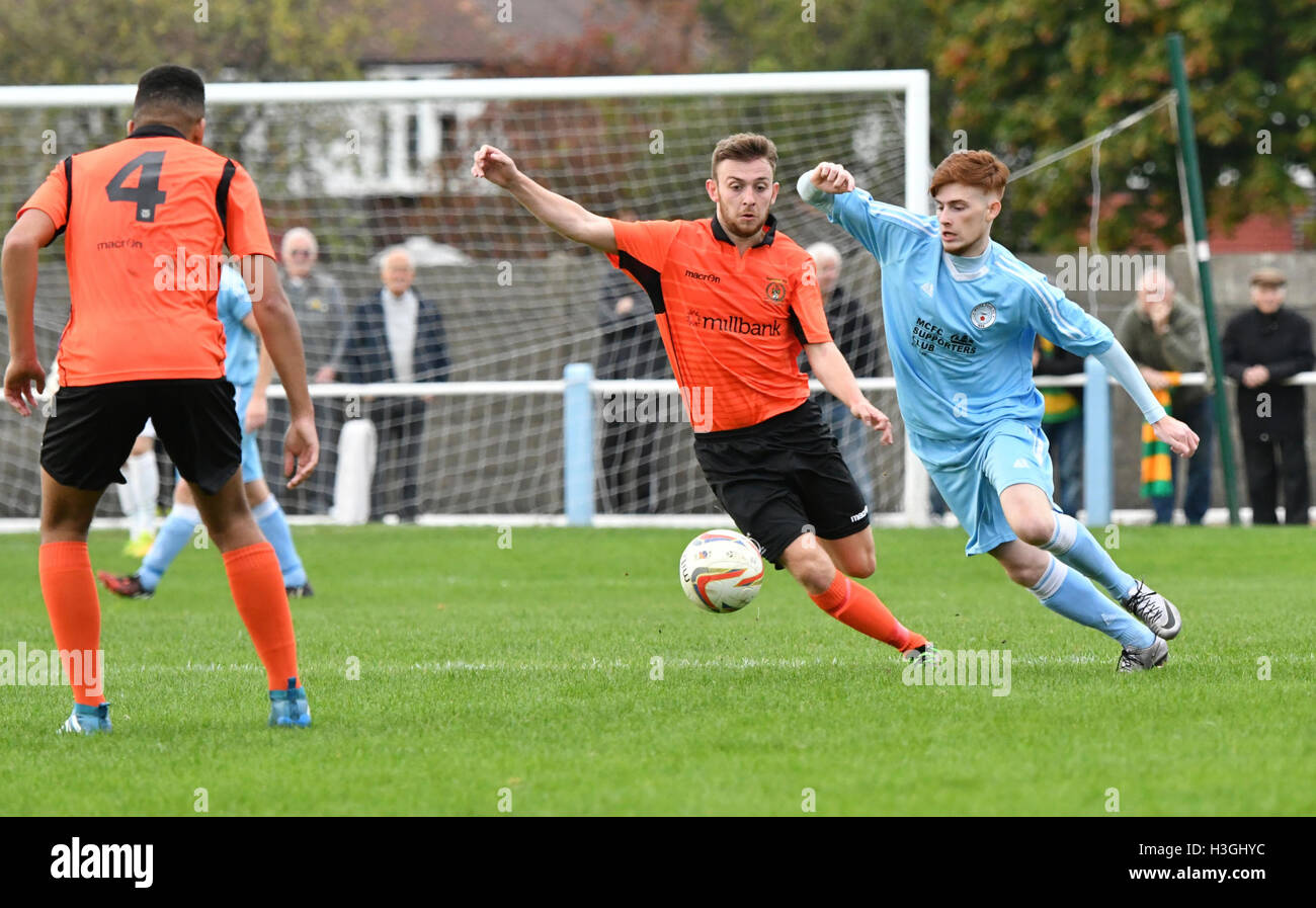 Runcorn linnets fc hi-res stock photography and images - Alamy