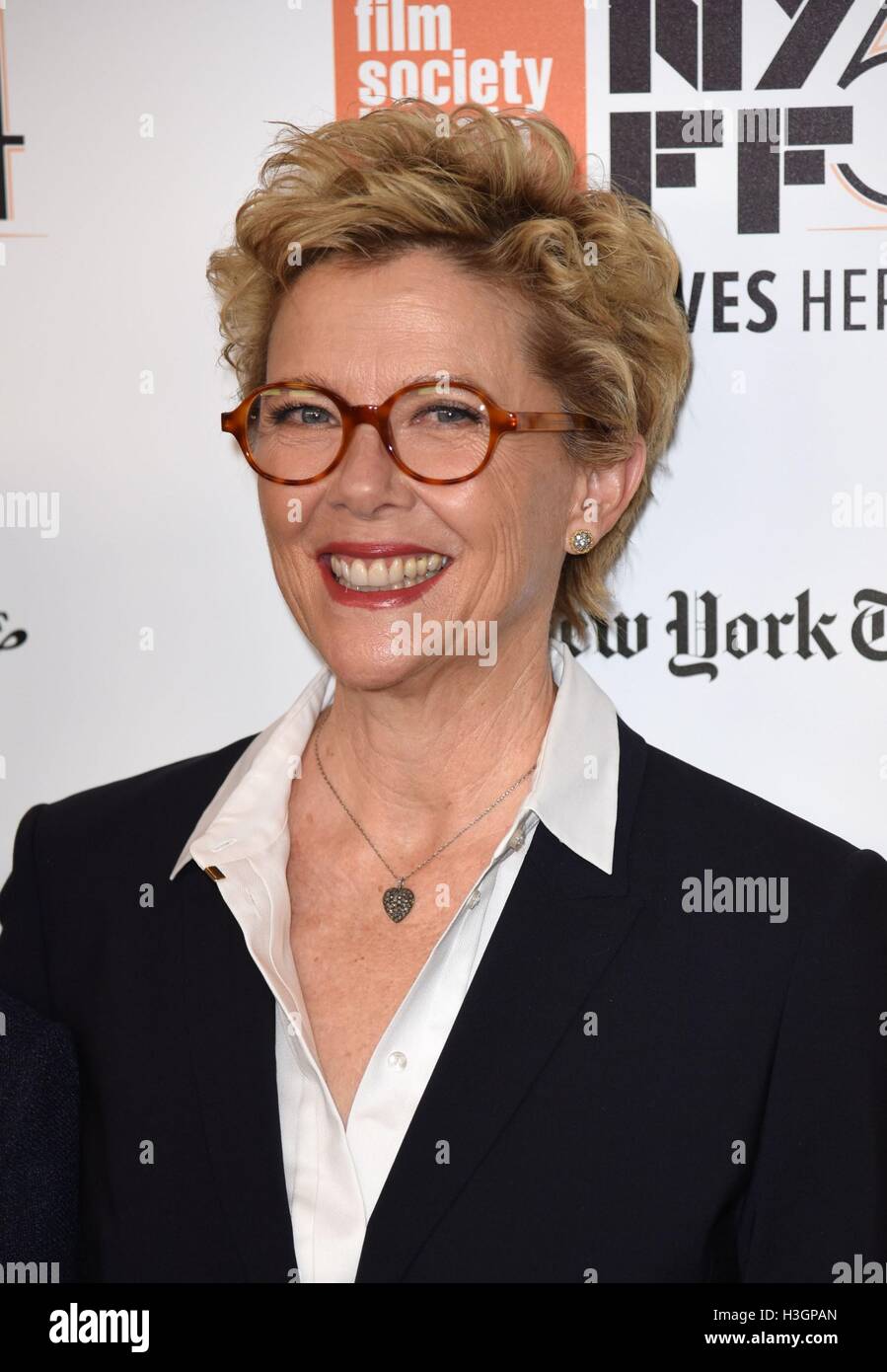 New York, NY, USA. 8th Oct, 2016. Annette Bening at arrivals for 20TH ...