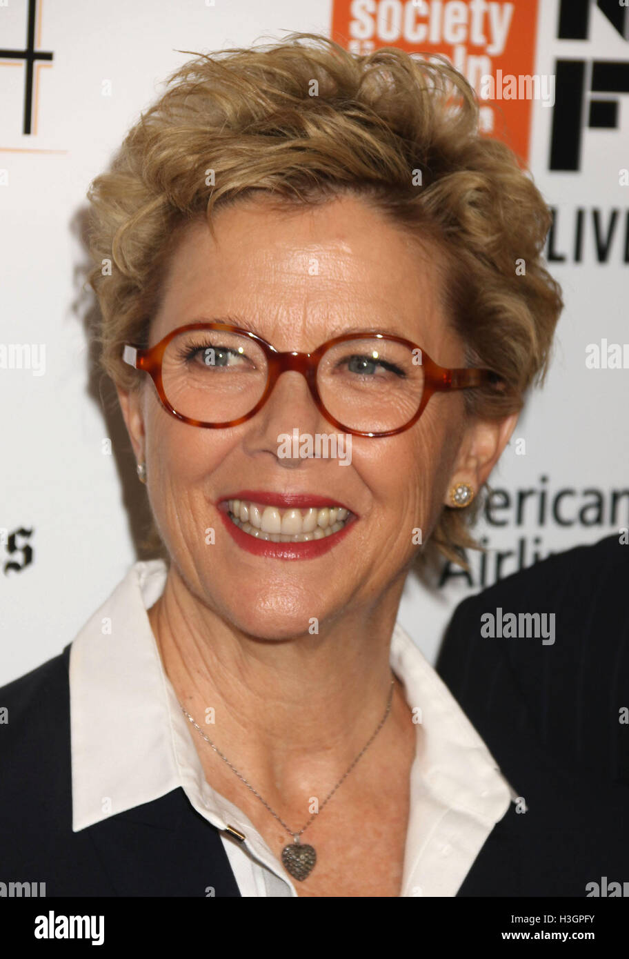 New York, New York, USA. 8th Oct, 2016. Actress ANNETTE BENING attends ...