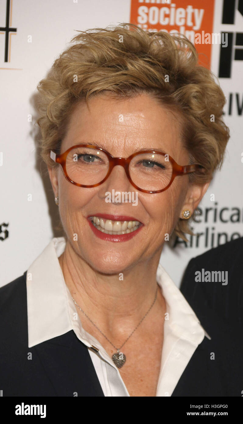 New York, New York, USA. 8th Oct, 2016. Actress ANNETTE BENING attends ...