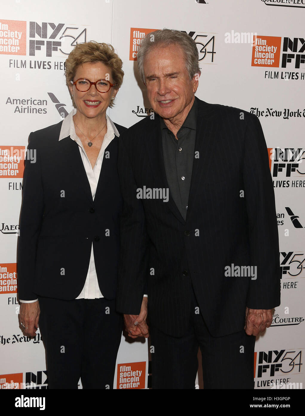 New York, New York, USA. 8th Oct, 2016. Actress ANNETTE BENING and her ...