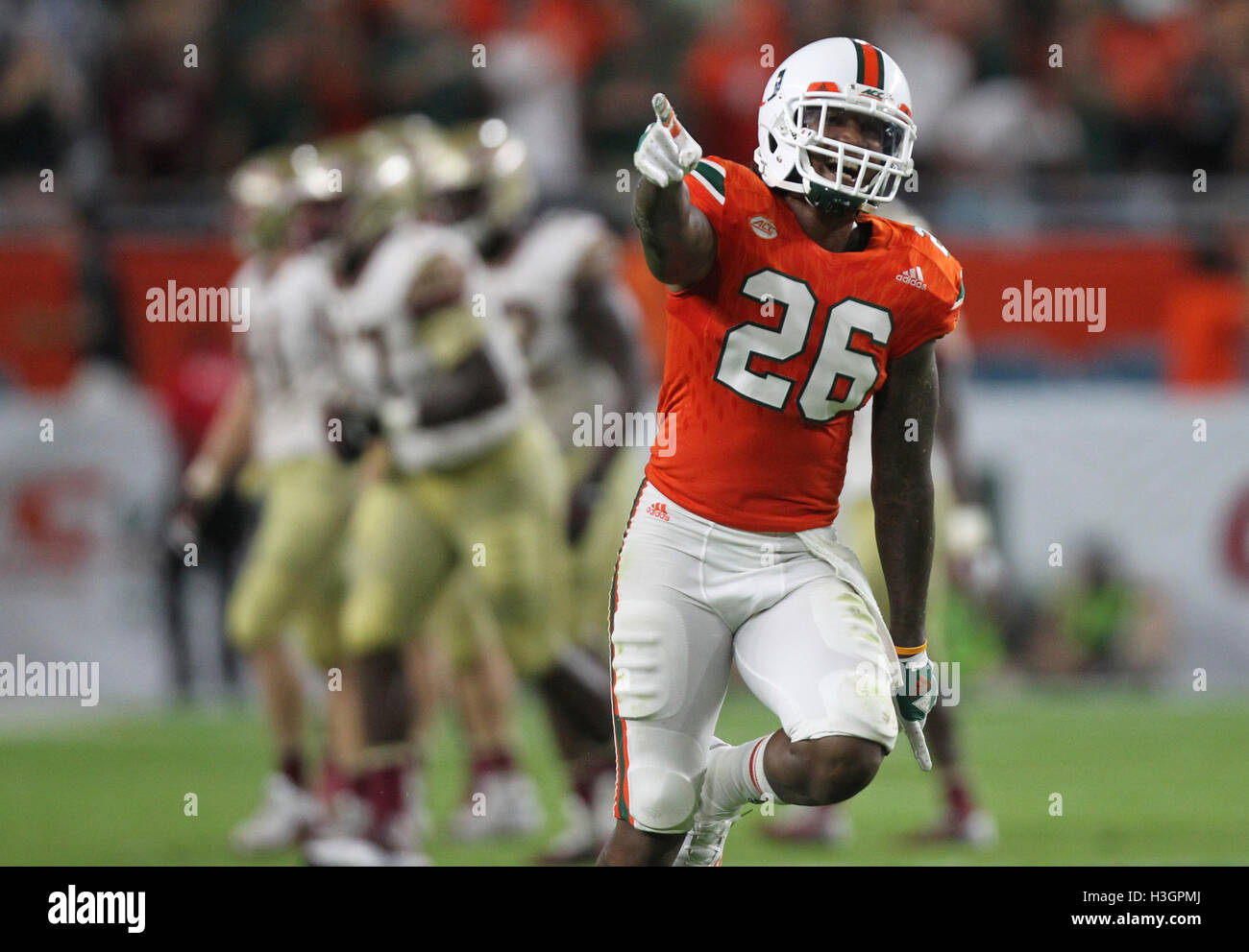 Miami hurricanes football 2016 hi-res stock photography and images - Alamy