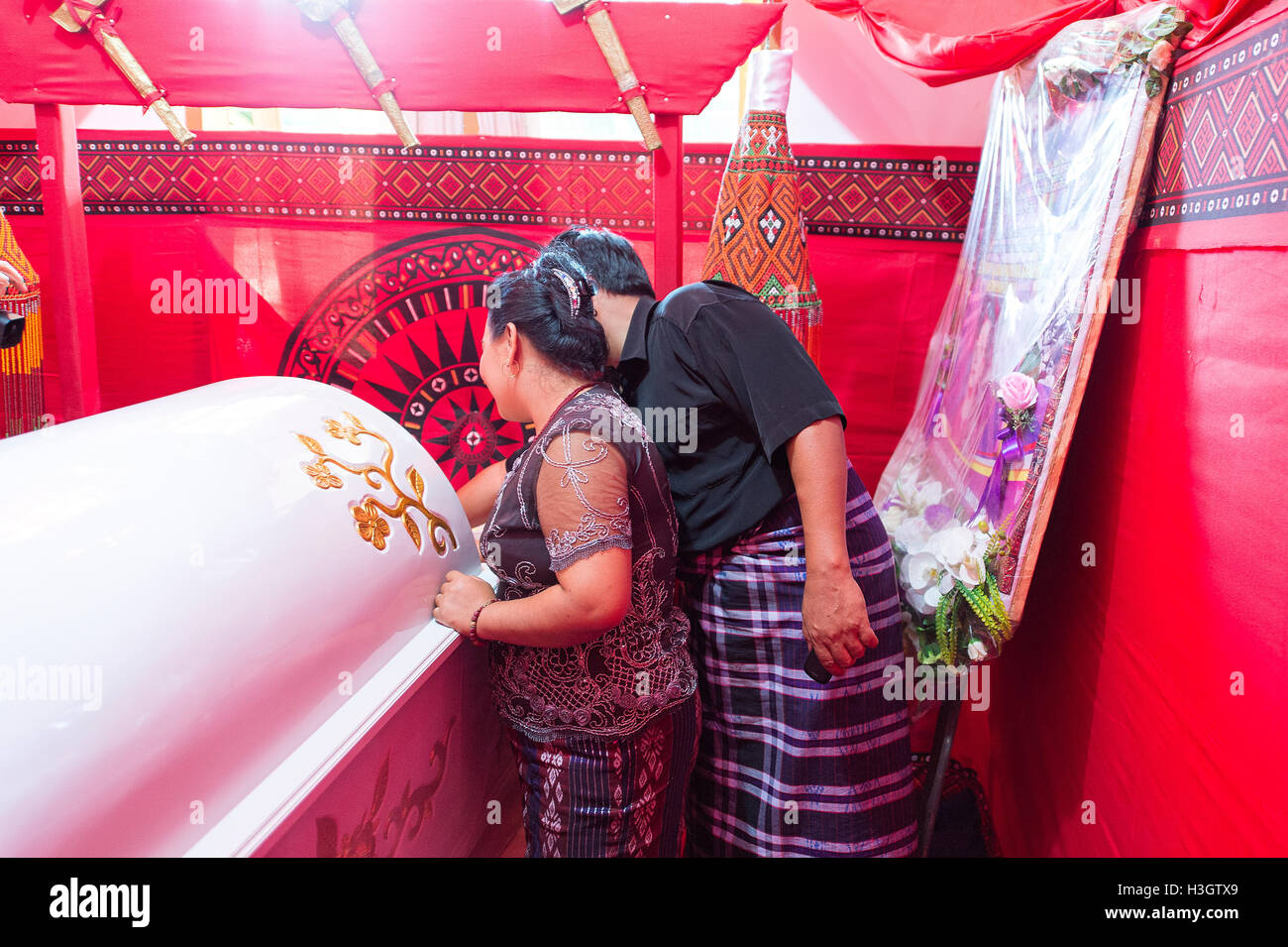 Dead Body Stock Photos & Dead Body Stock Images - Alamy