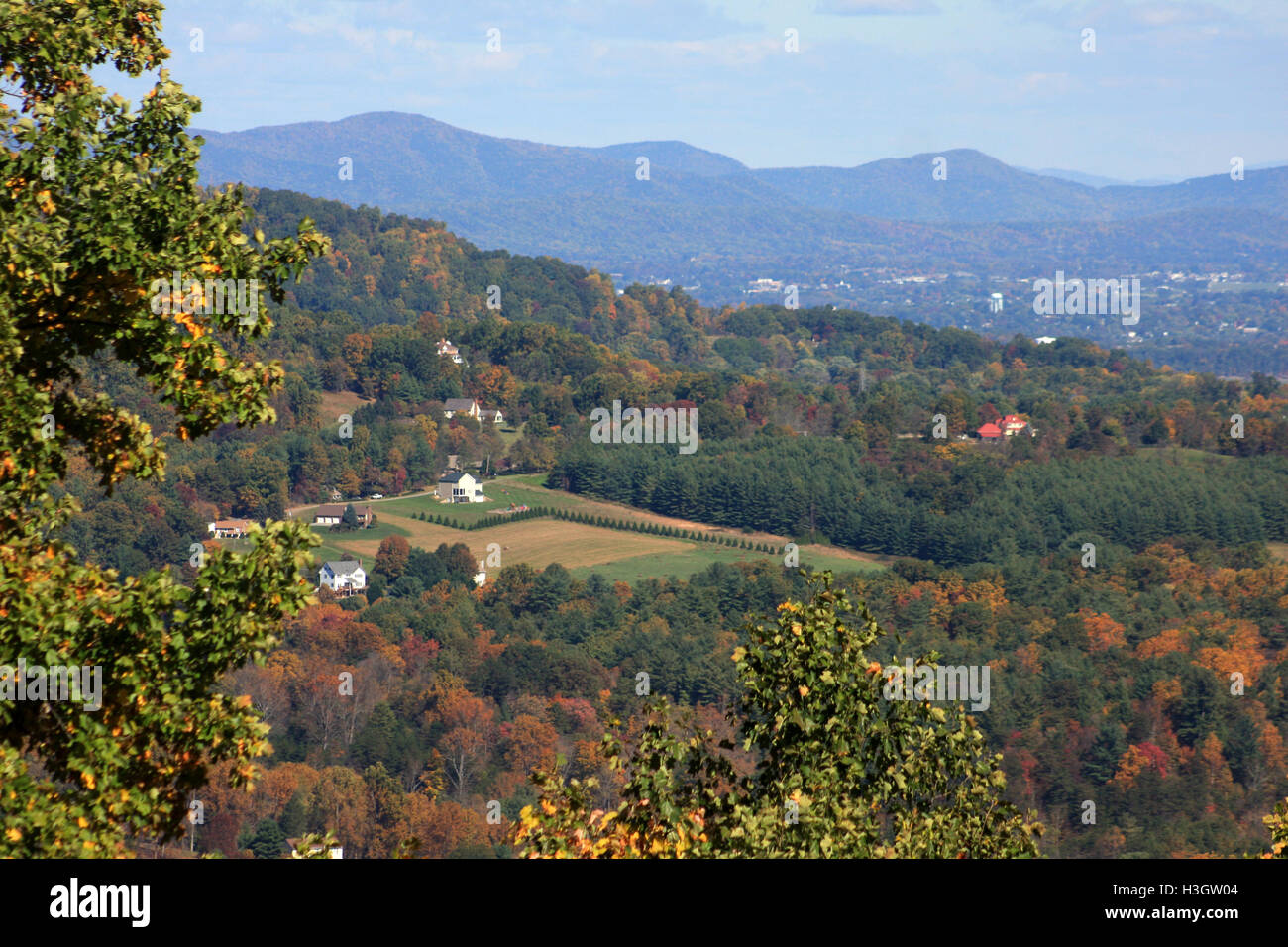 Fall landscape in Blue Ridge Mountains, Virginia, USA Stock Photo - Alamy