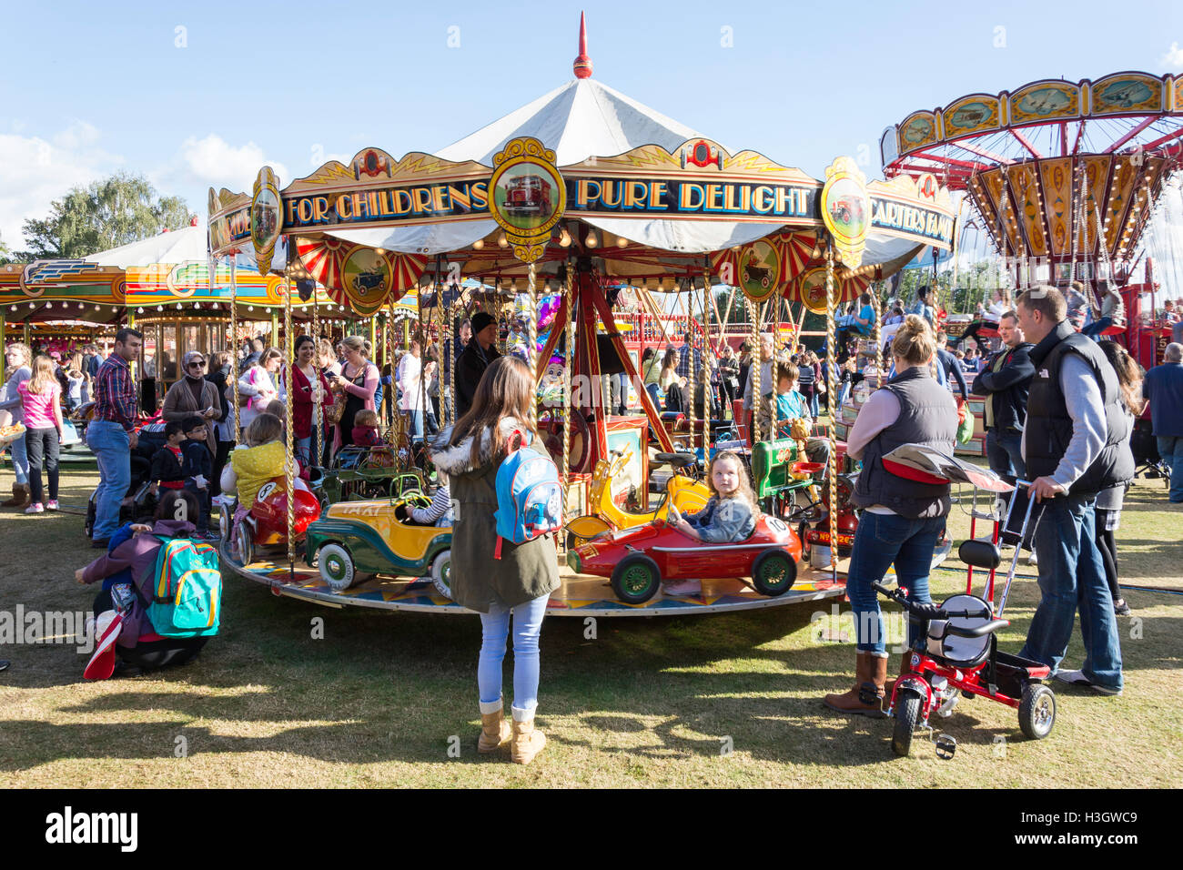 Children's carousel at Carters Steam Fair, The Green, Englefield Green ...