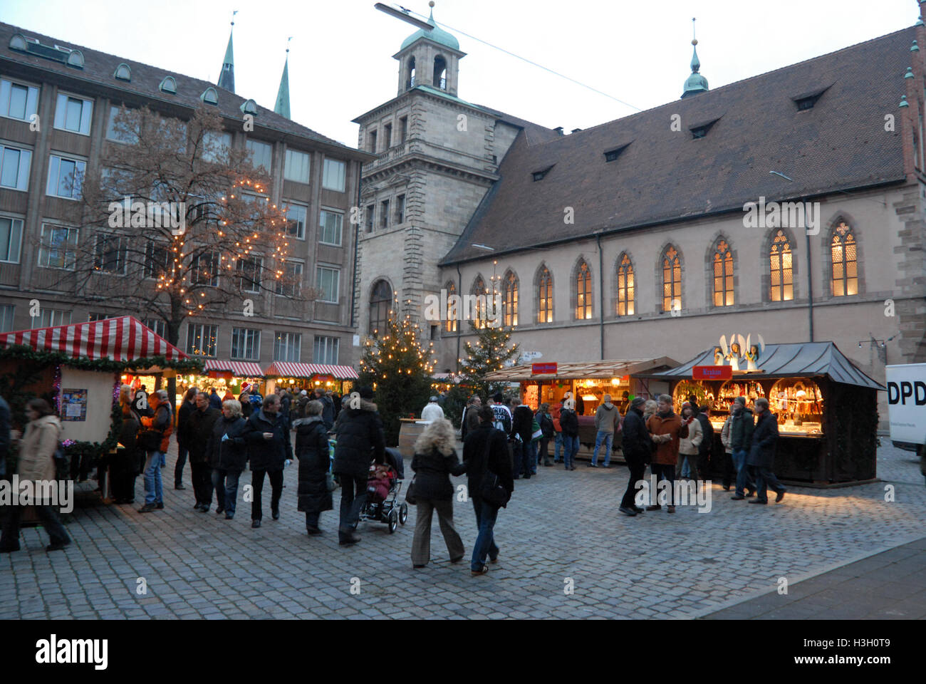 Wooden christmas market hut hi-res stock photography and images - Alamy