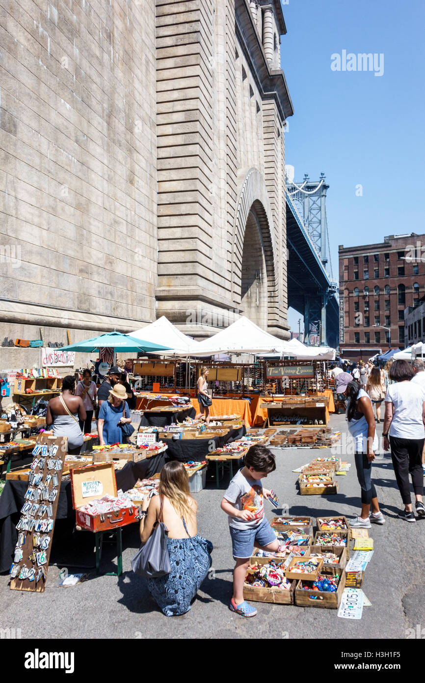 Brooklyn flea market hi-res stock photography and images - Alamy