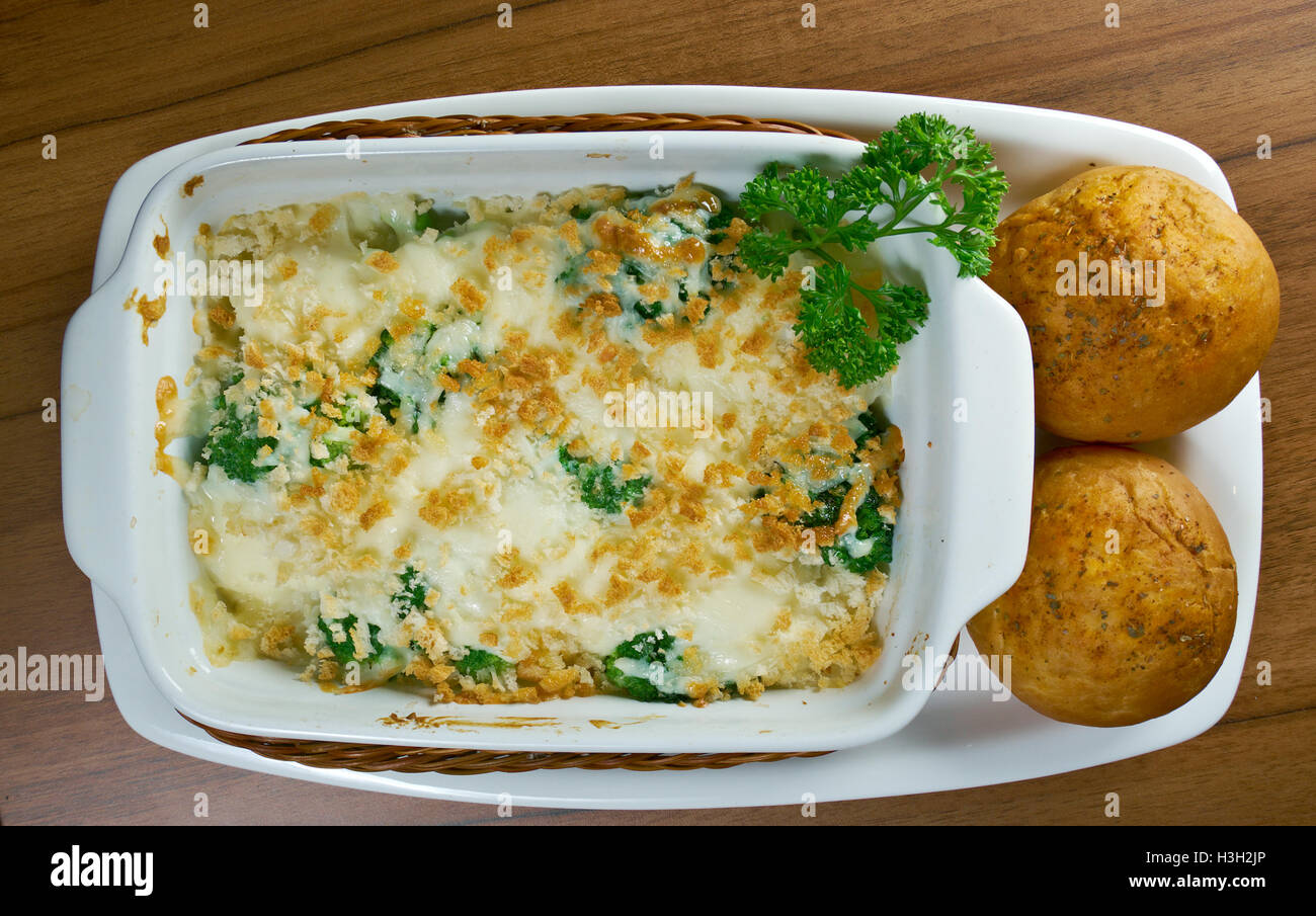 Baked cauliflower ,broccoli in bechamel sauce Stock Photo - Alamy