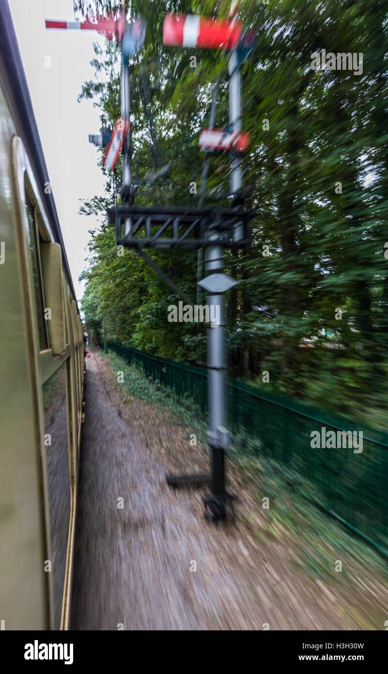 GWR standard tubular home junction signal outside Bishop's Lydeard ...