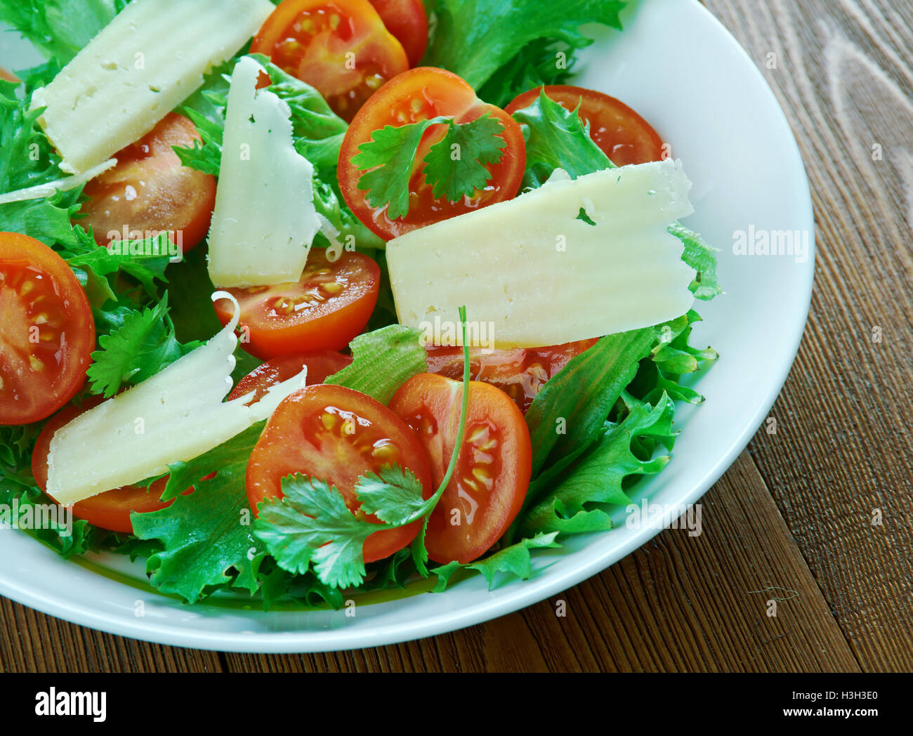 Roka Salata Greek Rocket Salad Stock Photo - Alamy