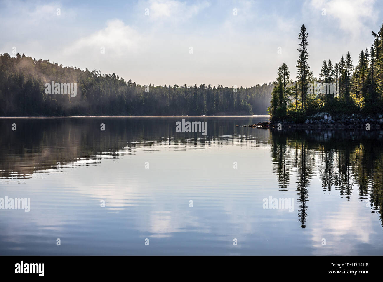 Lac quebec hi-res stock photography and images - Alamy