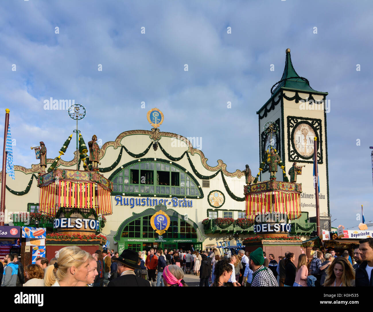 Beer festival hi-res stock photography and images - Alamy