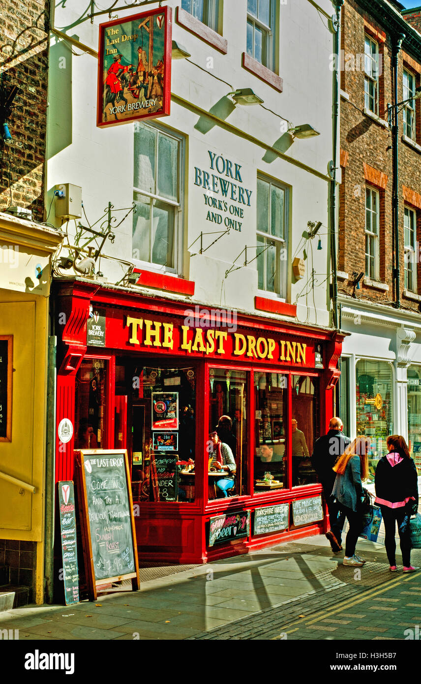 The Last Drop Inn, Colliergate, York Stock Photo - Alamy