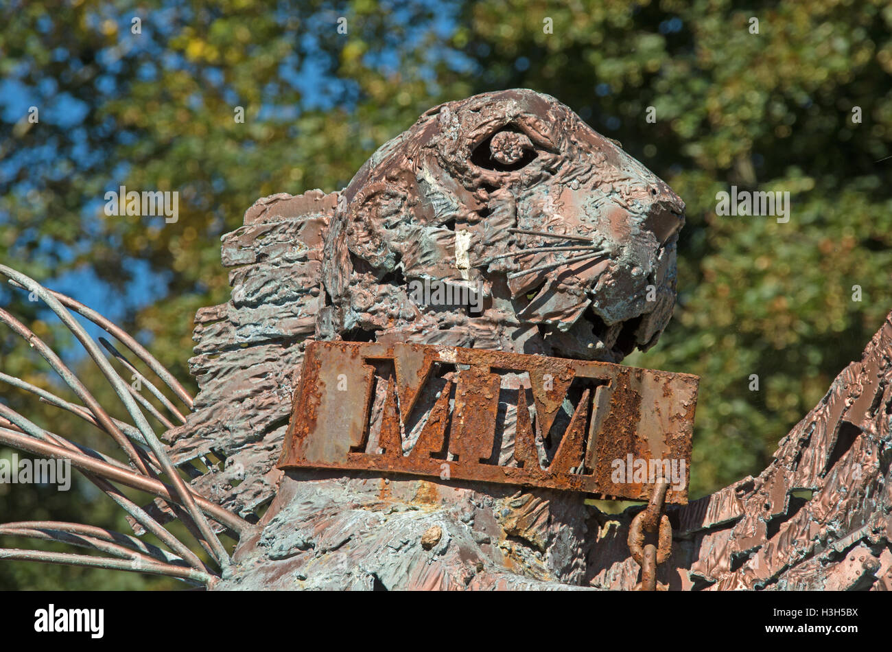 Penshurst Place, Manor House, and Porcupine Statue, and Italian Garden ...