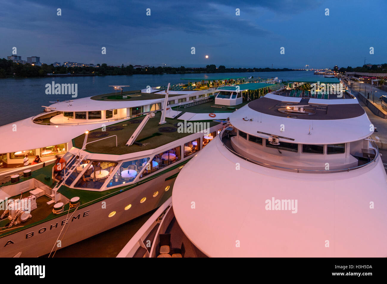 Wien, Vienna: cruise ship ships port terminal at Reichsbrücke, full ...