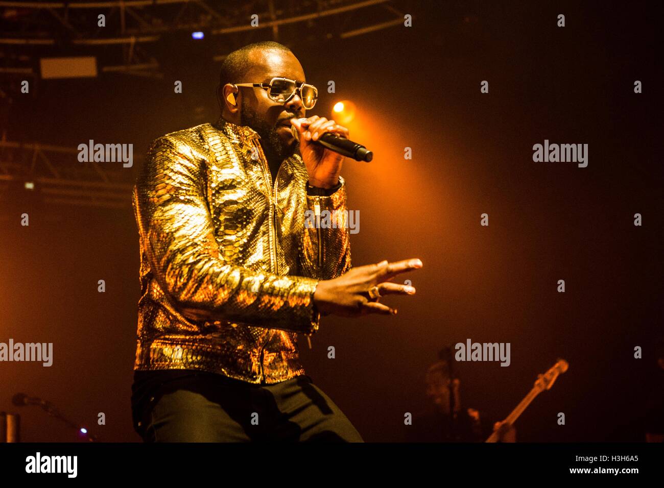 Maitre Gims performs live in Milano, Italy, on May 10 2016 Stock Photo ...
