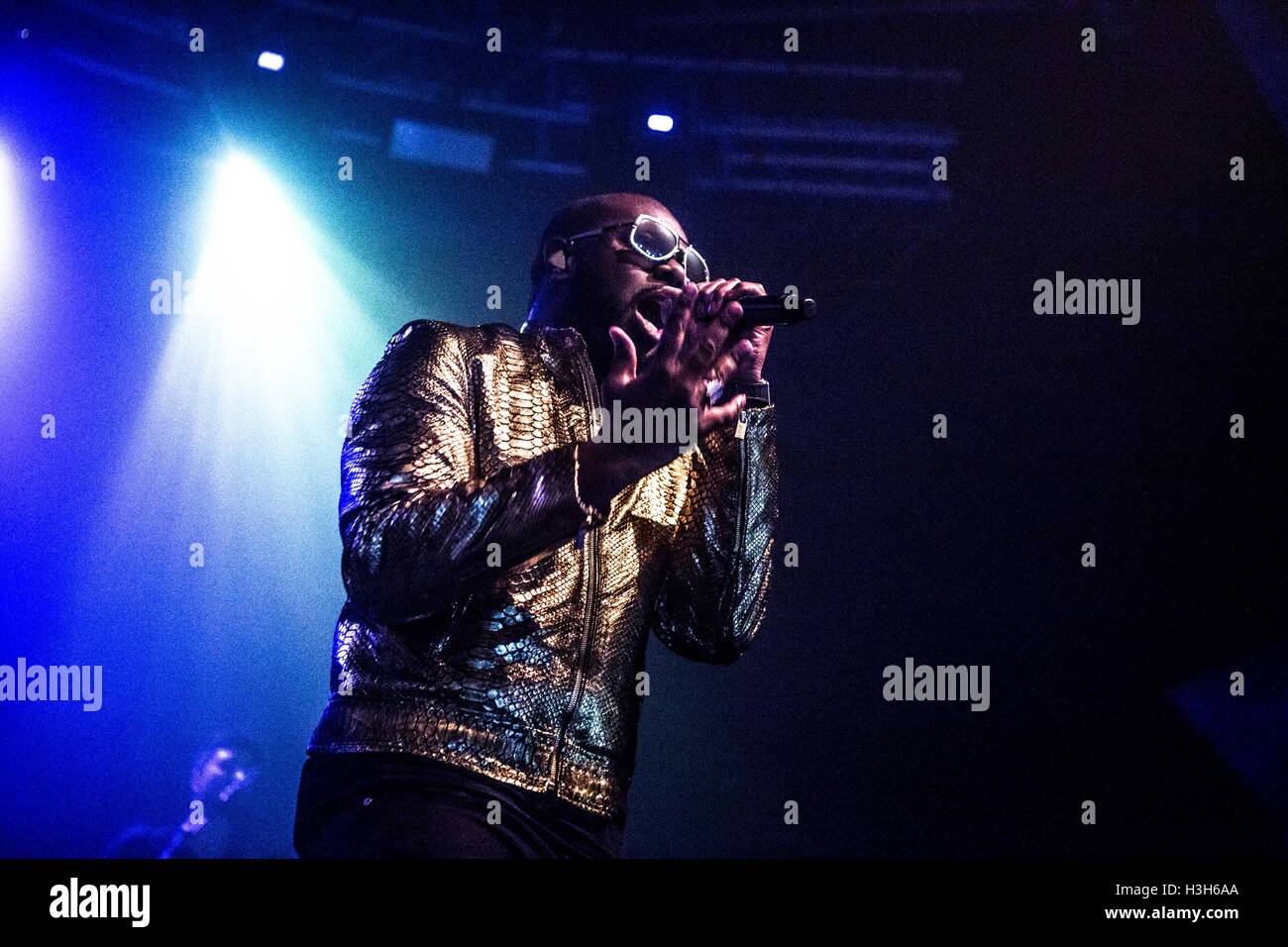 Maitre Gims performs live in Milano, Italy, on May 10 2016 Stock Photo ...
