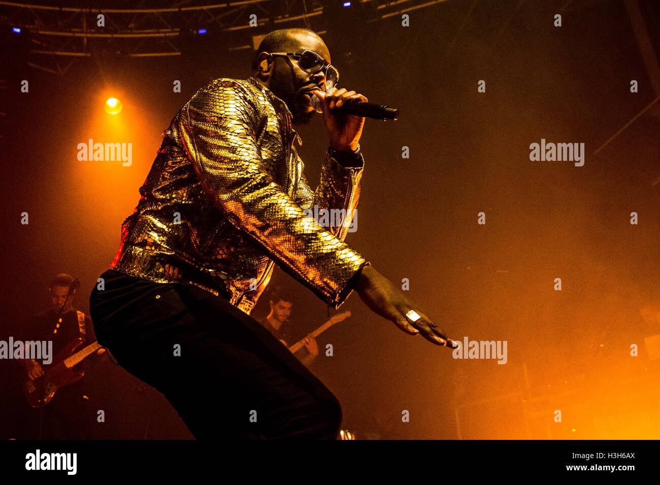 Maitre gims concert hi-res stock photography and images - Alamy
