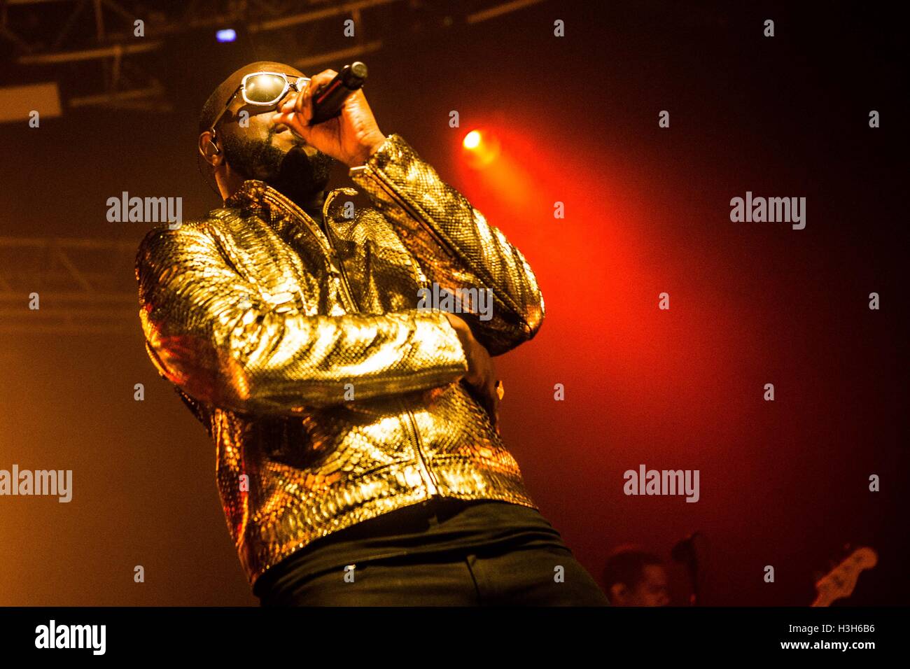 Maitre Gims performs live in Milano, Italy, on May 10 2016 Stock Photo ...
