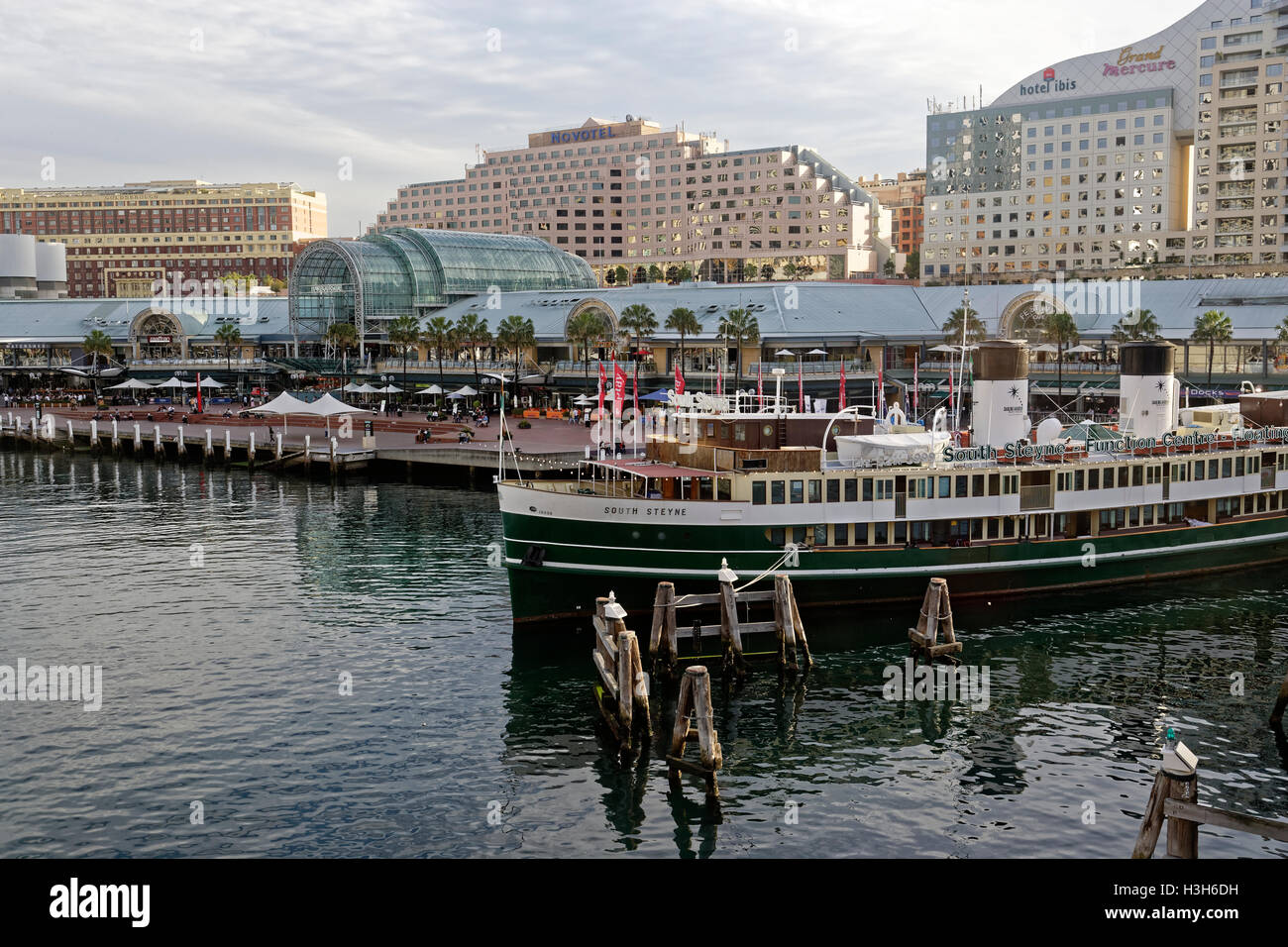 Sydney Australia, Sydney harbour. Fun on the harbor Sydney Stock Photo ...