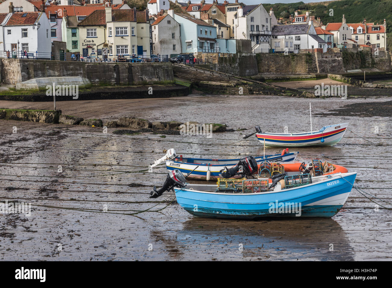 Staithes Harbour on The North Yorkshire Coast Stock Photo - Alamy